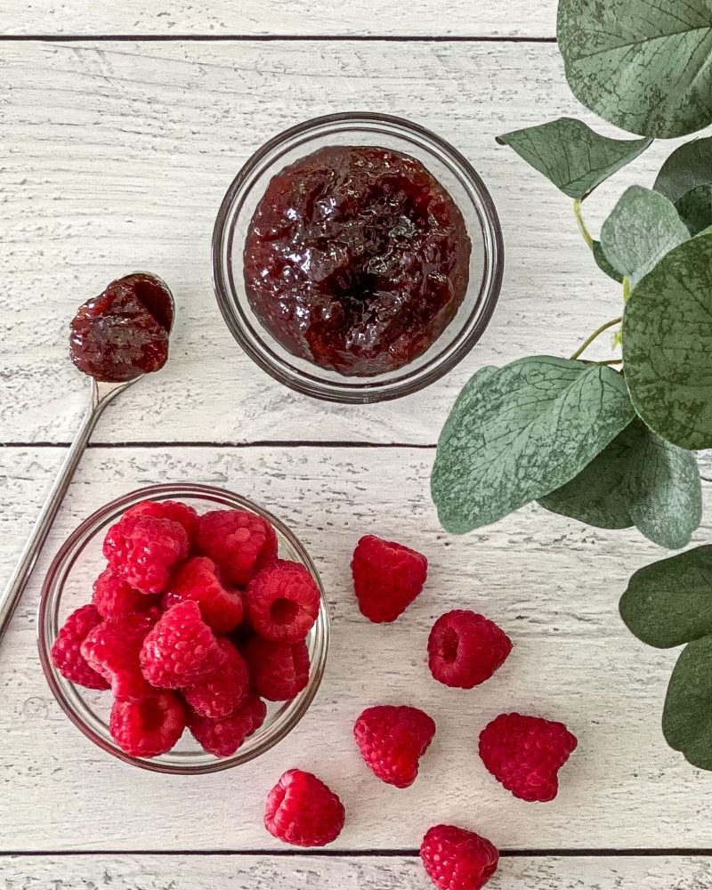 Raspberry Walnut Vinaigrette Dressing | That Salad Lady®