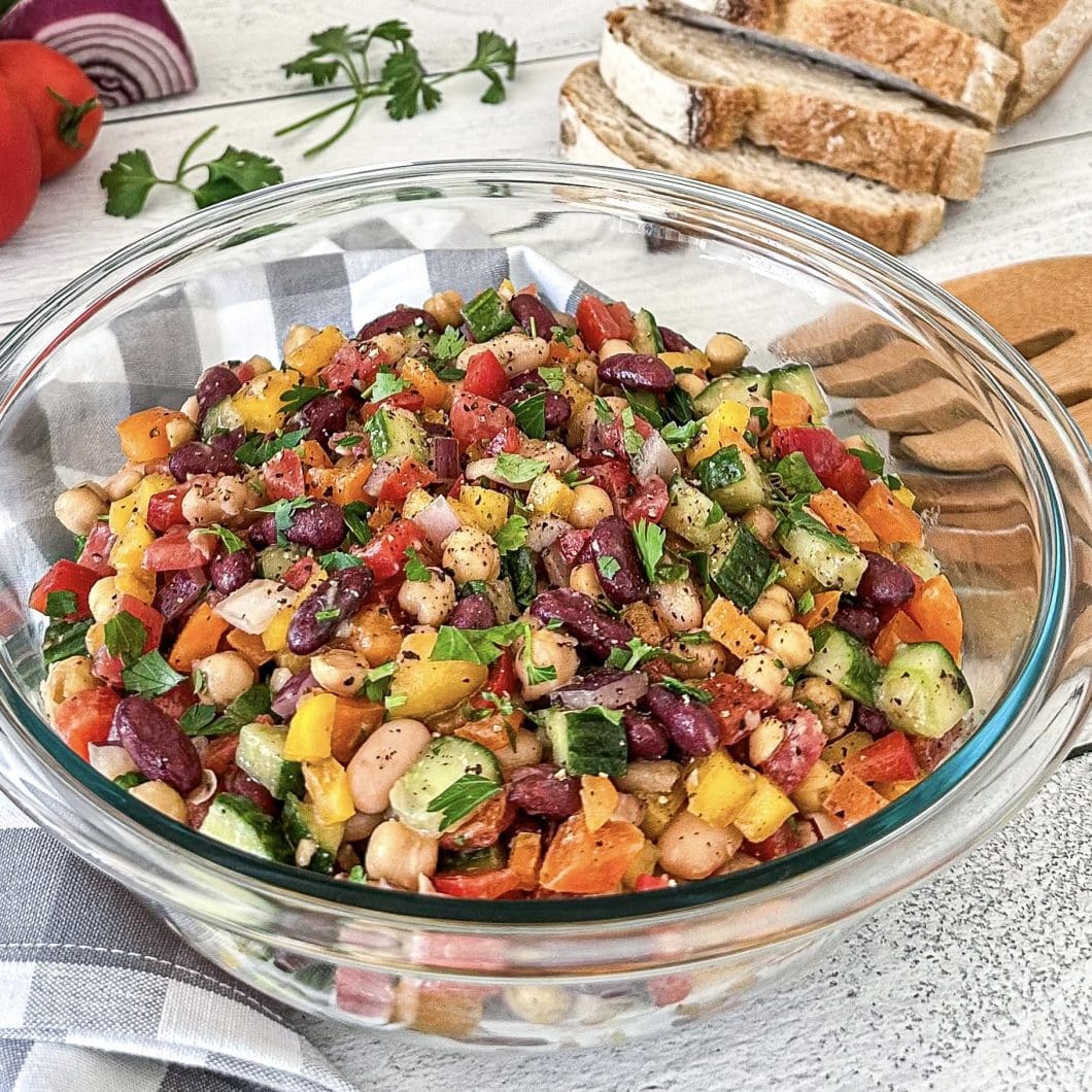 How to Make Restaurant Style Ranch Dressing | That Salad Lady