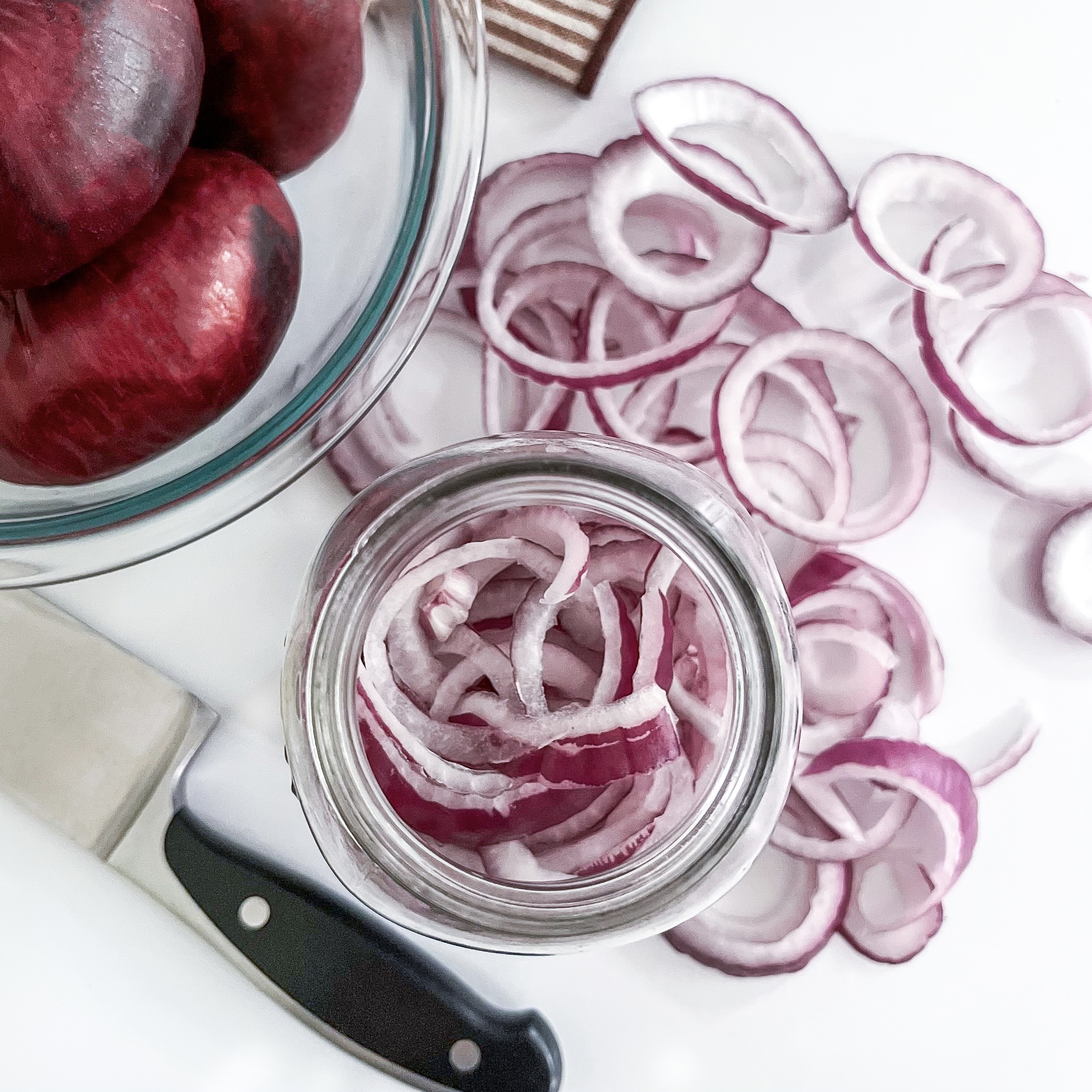 Easy Peasy Quick Pickled Red Onions | That Salad Lady®